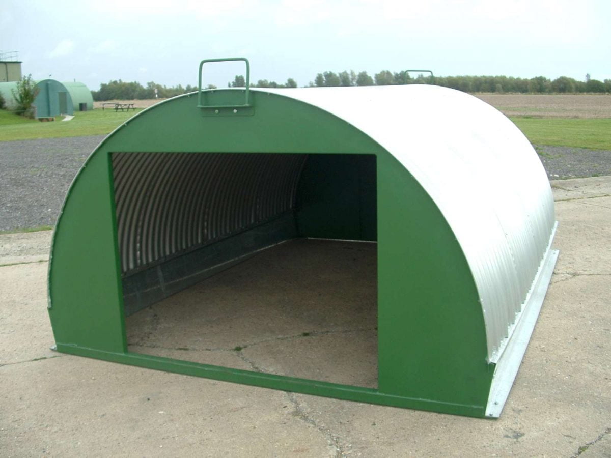 Dry Sow Hut - J Harvey Engineering